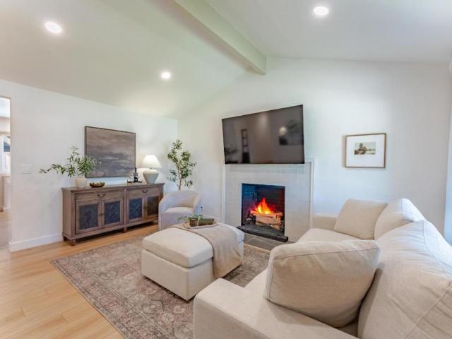 818 Sylvandale Avenue