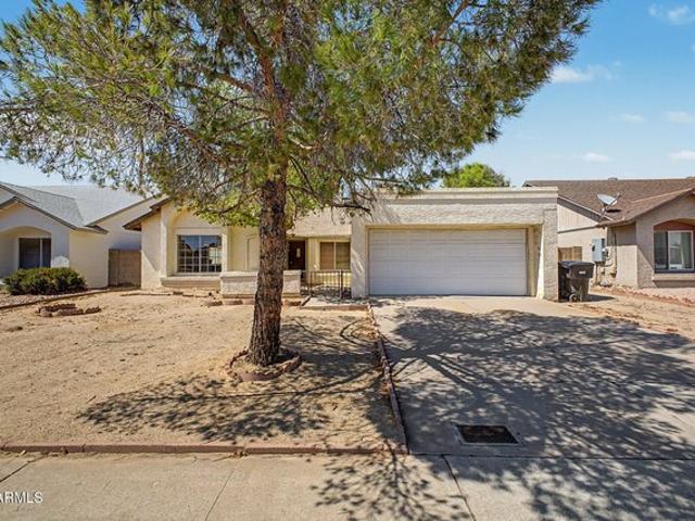 818 W Oraibi Dr, Phoenix, AZ 85027
