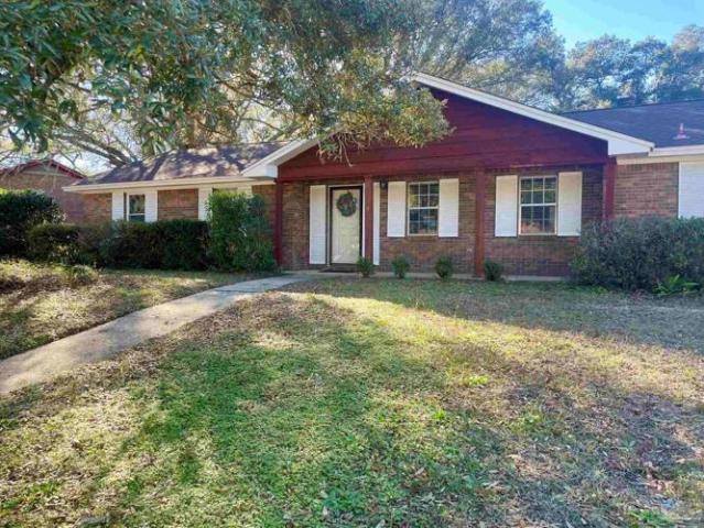 8195 Sedgefield Dr, Pensacola, FL 32507