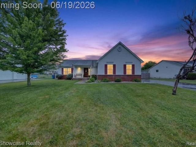 8196 Loon Ln, Mundy Township, MI 48439