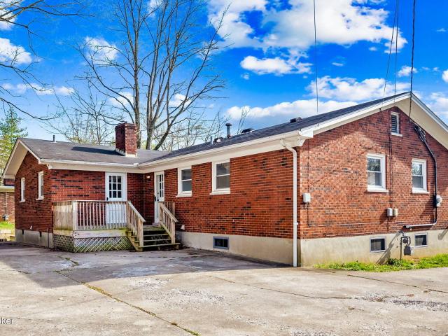 8199 Arnoldtown Rd