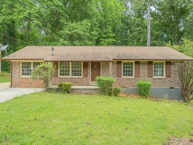 8199 Huntington Dr, Jonesboro, GA 30238