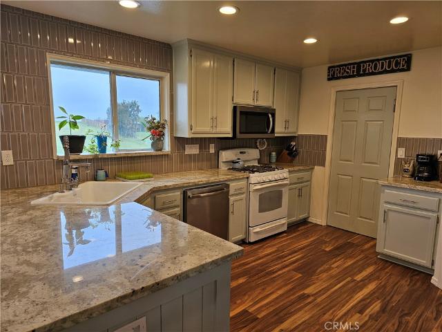 8199 Plane View Pl, Paso Robles, CA 93446 | MLS #NS26060 | Compass