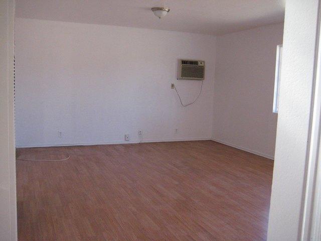 819 4th St, Fillmore, CA 93015