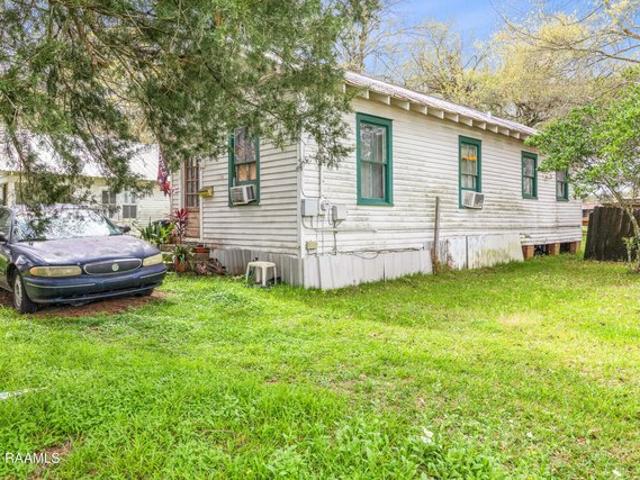819 Agnes St, New Iberia, LA 70560