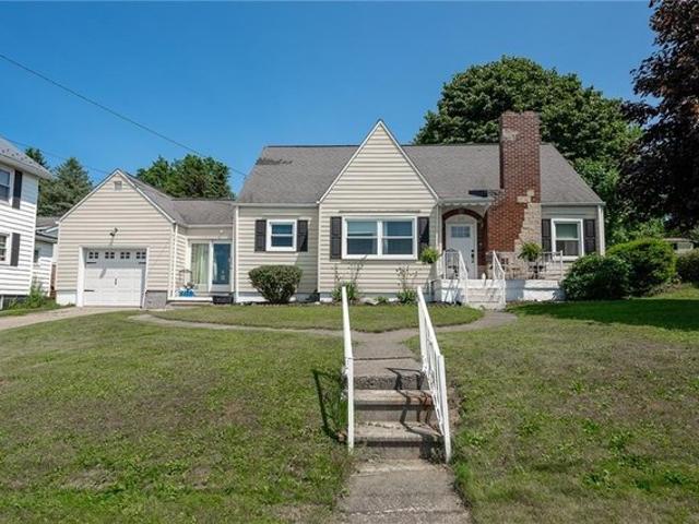 819 Grant St, Portage, PA 15946
