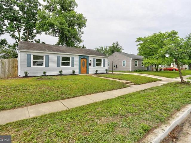 819 Dale Rd, Glen Burnie, MD 21060