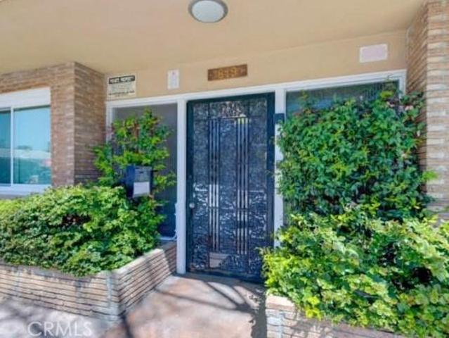 819 E 4th St #4, Long Beach, CA 90802