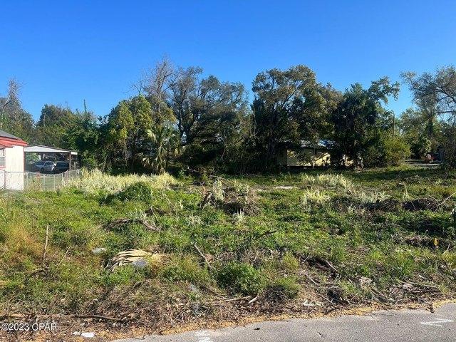 819 E 7th Ct, Panama City, FL 32401