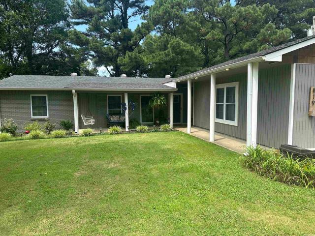 819 E Unity Road