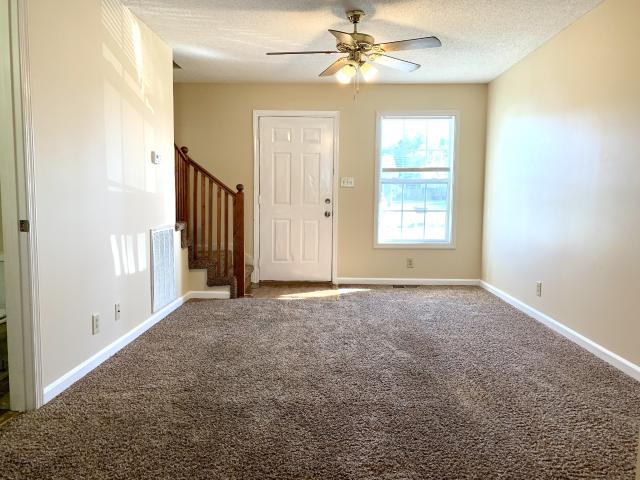 819 Flyer Ct