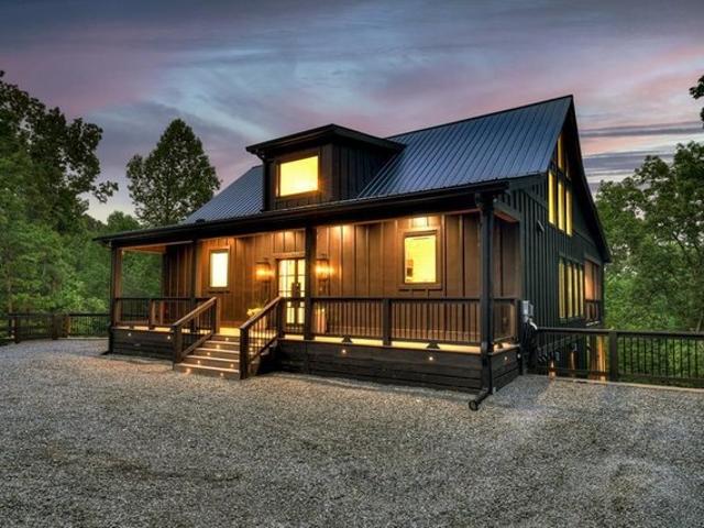 819 Hap Holt Rd, Ellijay, GA 30540