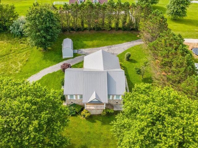 819 Island Ford Rd