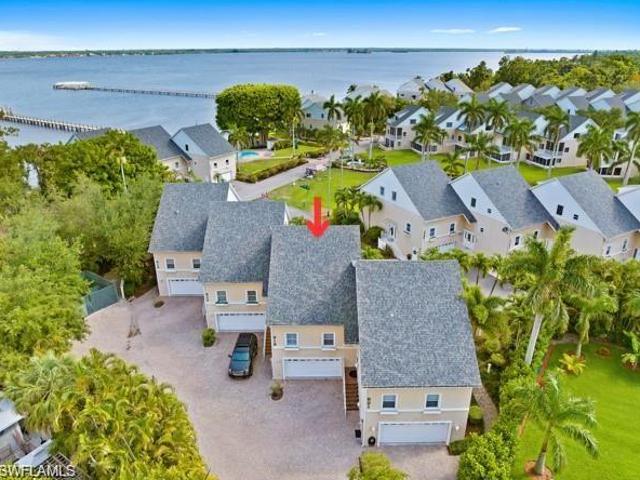 819 James St, Fort Myers, FL 33916 | MLS #226009 | Compass