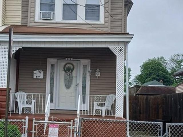 819 Lois Ave, Camden, NJ 08105