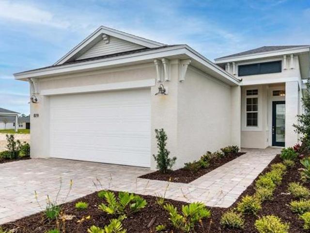 819 Liliana Dr, Deland, FL 32724