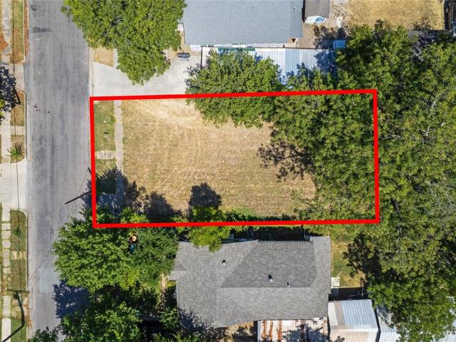 819 N Walnut Street