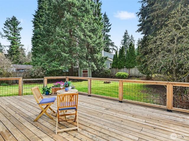 819 NE 180th St, Shoreline, WA 98155 | Compass