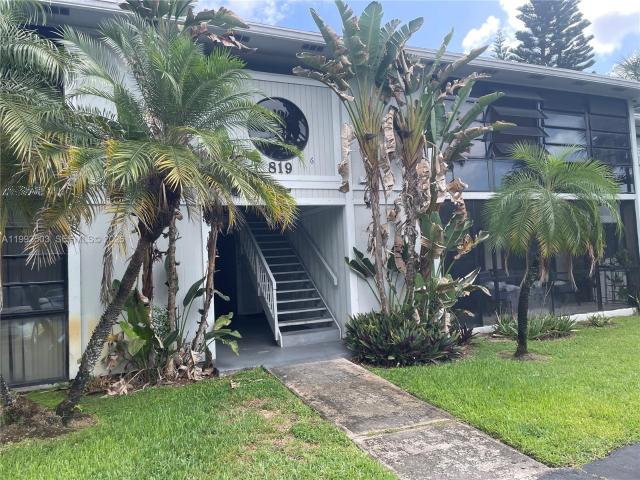 819 NE 199th St, Unit 6205, Miami, FL 33179 | MLS #A11992