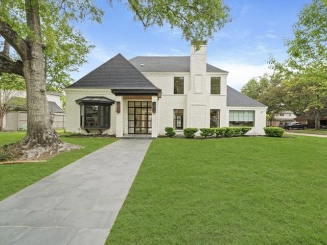 819 Silvergate Dr, Houston, TX 77079