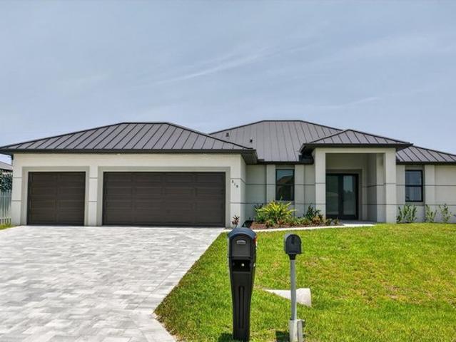 819 SW 16th Ter, Cape Coral, FL 33991
