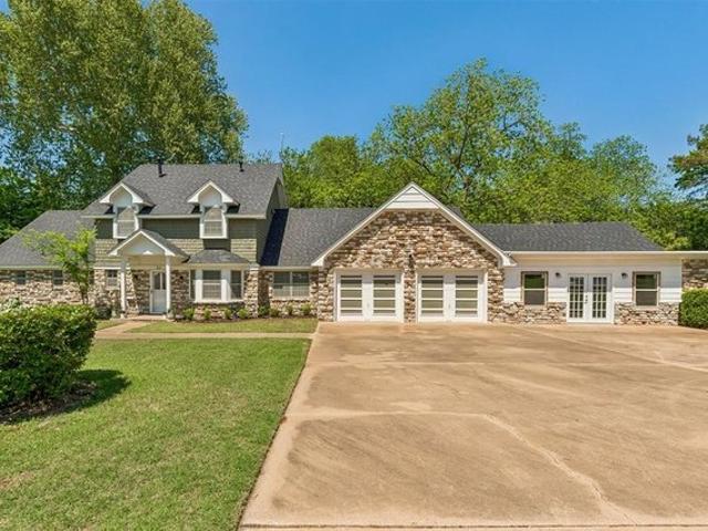 819 W Adams St, Purcell, OK 73080