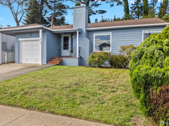 819 Thornhill Dr, Daly City, CA 94015 | MLS #426114 | Compass