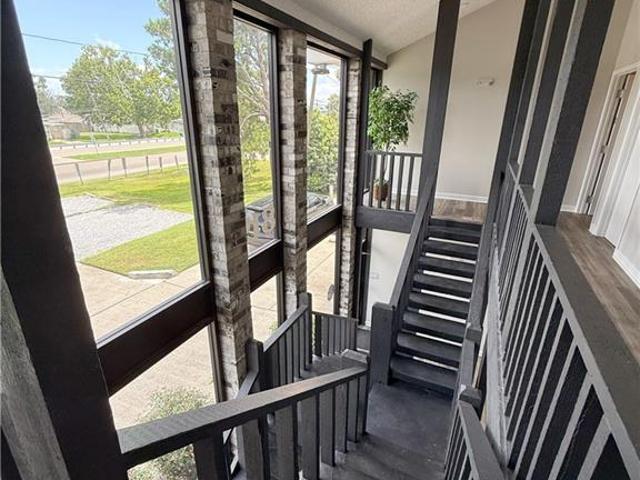 819 Veterans Boulevard