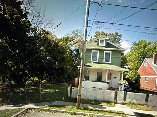 81 6th Avenue