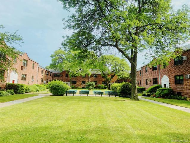81 06 th Avenue, Unit 2