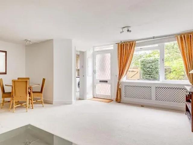 81 171 More Close, London, W14 9BW, United Kingdom | 2 bed apartment for rent #138853677 | Rentberry