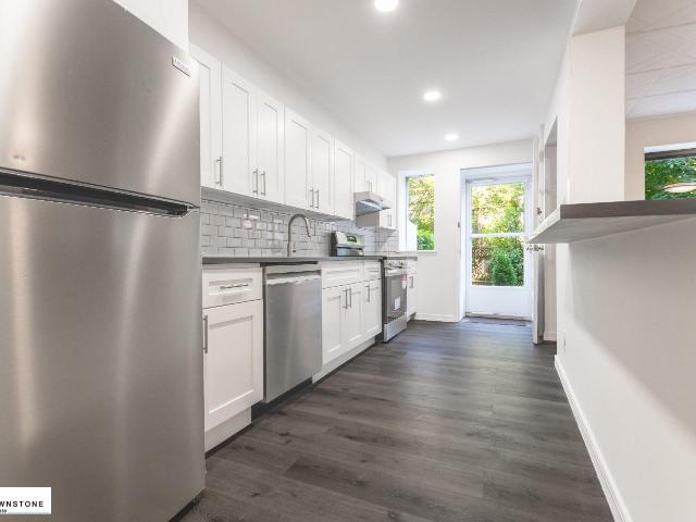 81 1st Place, Brooklyn, NY