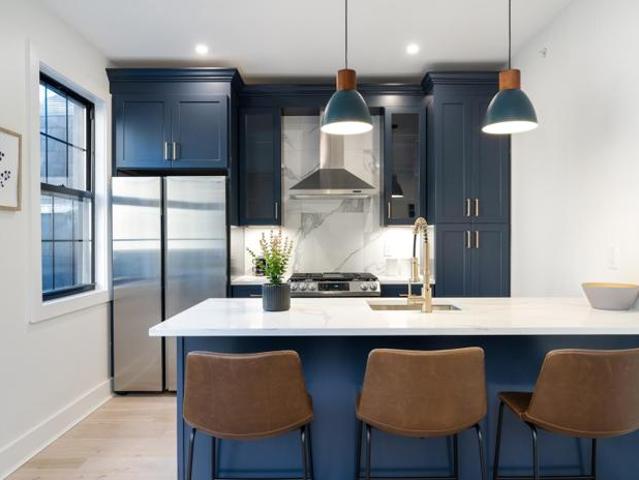81 Van Reypen St #4, Jersey City, NJ 07306