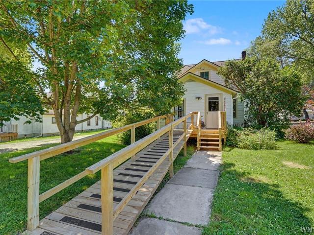 81 W Main Street