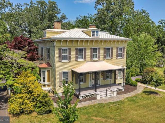 81 W Commerce St, Bridgeton, NJ 08302