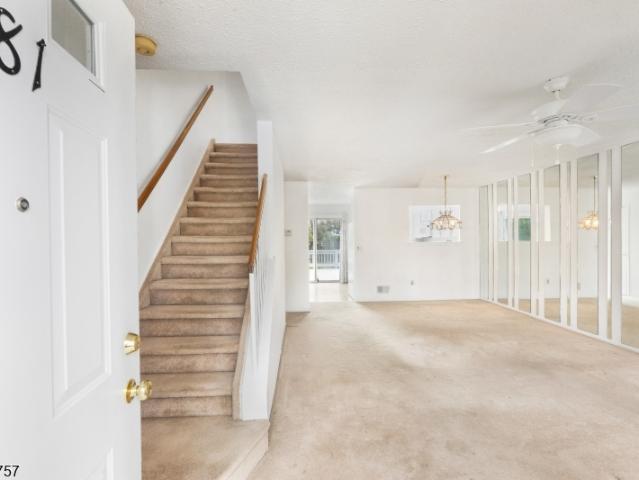 81 Woodland Dr, Roselle, NJ 07203 | MLS #4021 | Compass