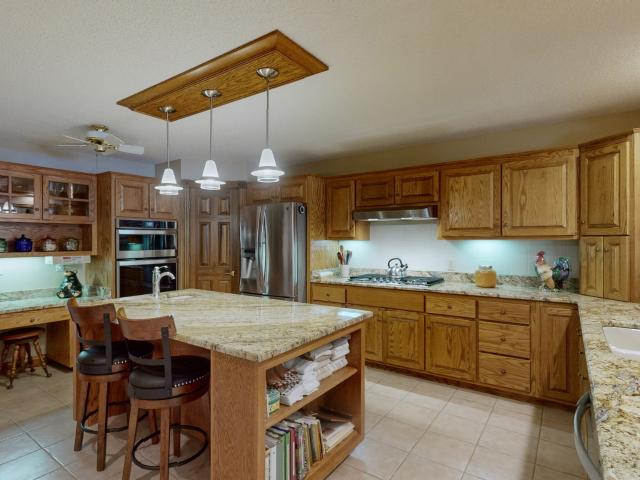 81 Woodridge Ln