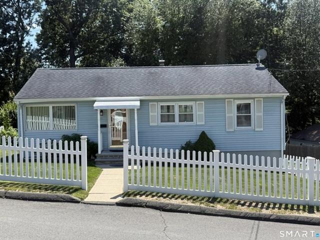 81 Alberta St, Waterbury, CT 06708