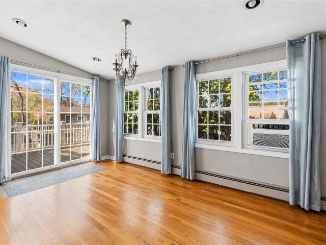 81 Allen Avenue