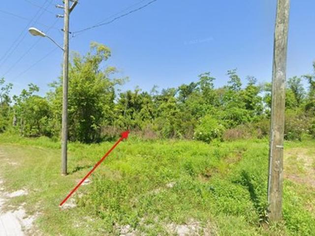 81 Bayou Ave, Panama City, FL 32401