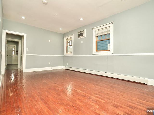 81 Berkeley Avenue