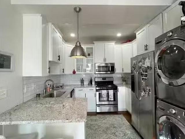 81 Broadway 4, Chelsea, MA 02150