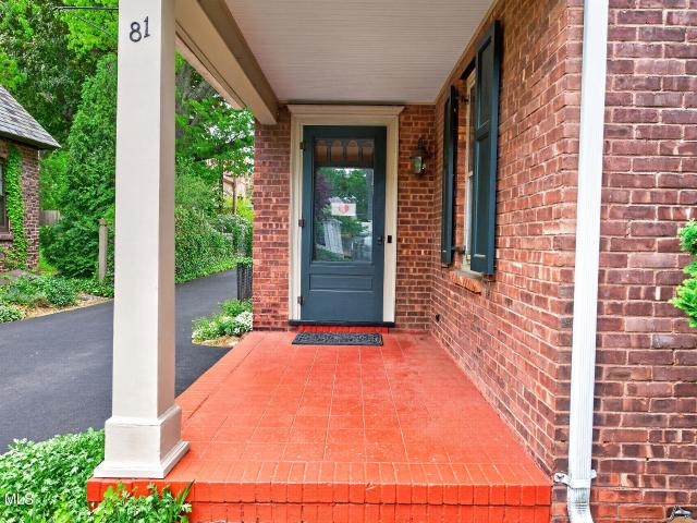81 Brookline Avenue