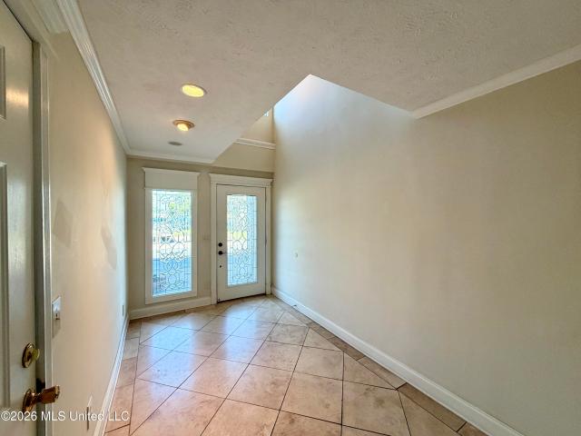 81 Breakers Lane