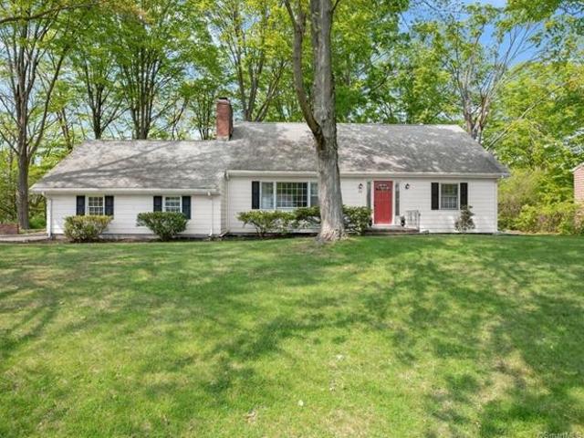 81 Cedar Dr, Southington, CT 06489