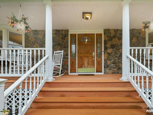 81 Chestnut Street