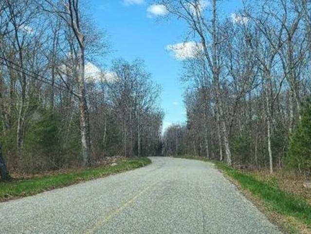 81 Coomer Hill Rd Killingly, CT 06241 in Killingly, Connecticut