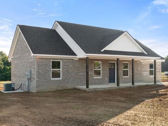81 Dukes Park Rd, Summertown, TN 38483