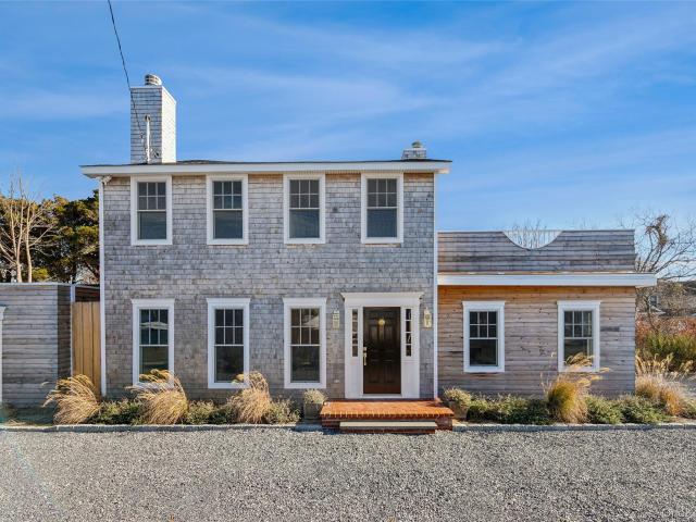 81 Foster Ave, Hampton Bays, NY 11946 | MLS #948395 | Compass