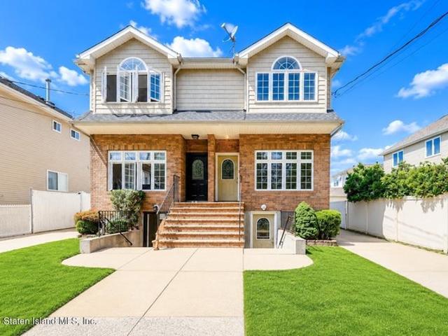 81 Gary St, Staten Island, NY 10312